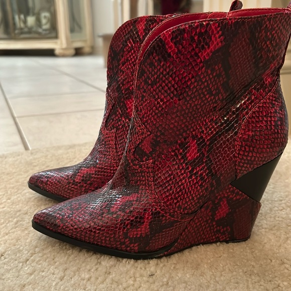 Jessica Simpson | Shoes | Jessica Simpson Snake Print Ankle Boots ...